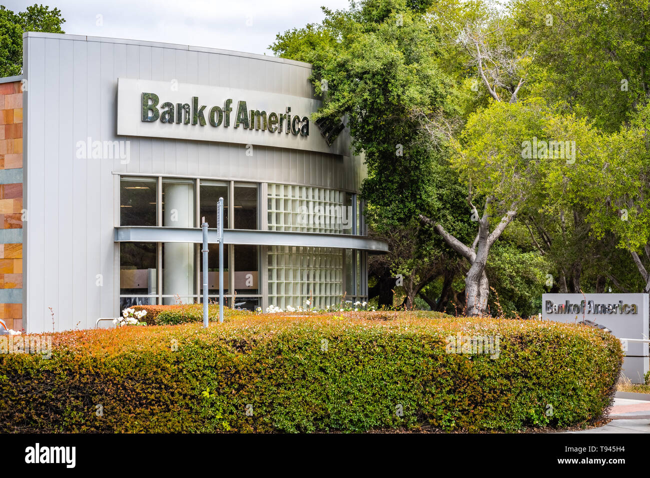May 9, 2019 Palo Alto / CA / USA - Bank of America branch, San ...