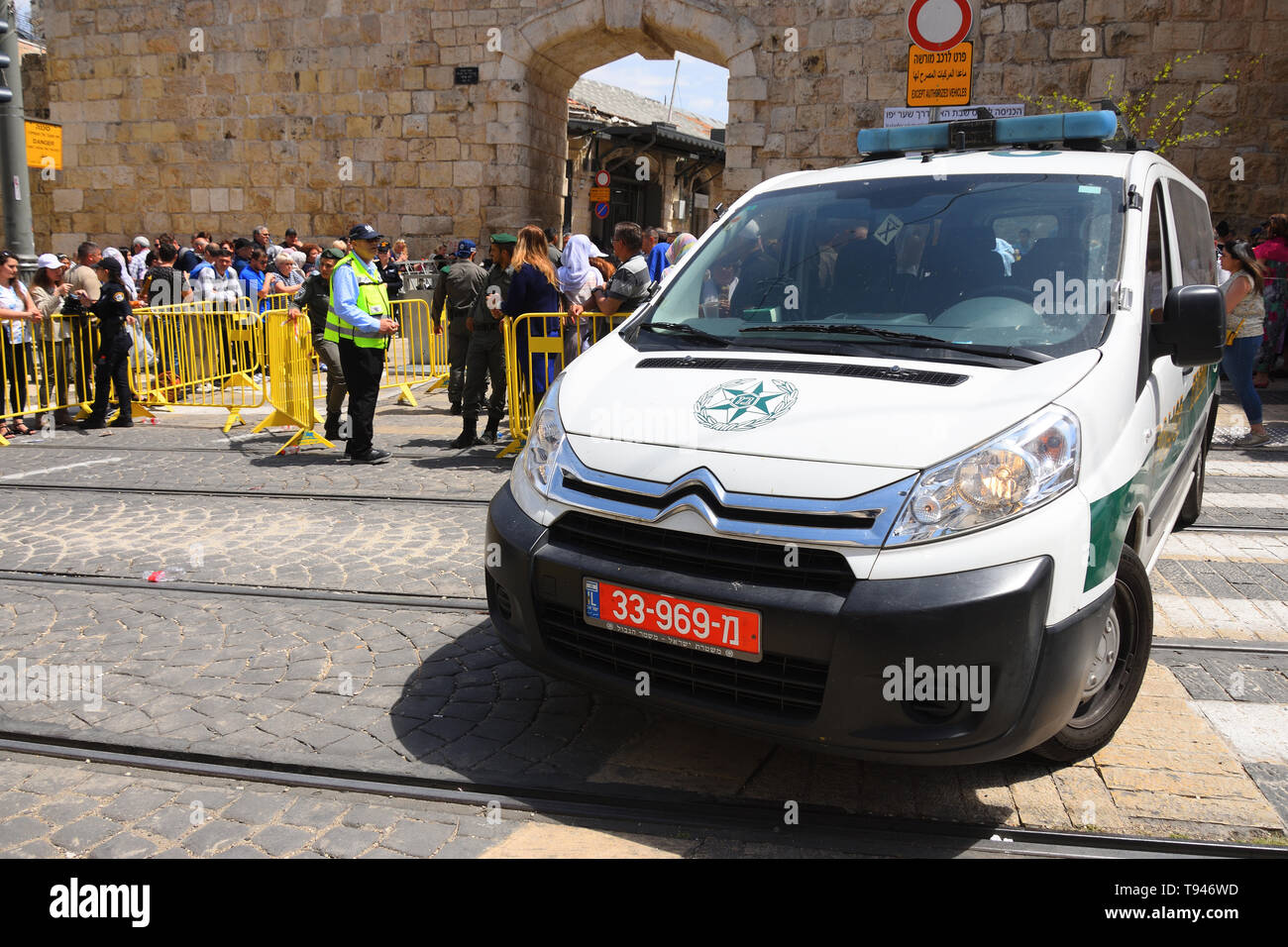 Israeli police vehicle near the New Gate of Old Jerusalem City on the ...