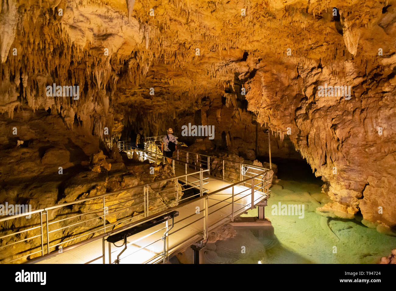 Limestone caves japan hi-res stock photography and images - Alamy