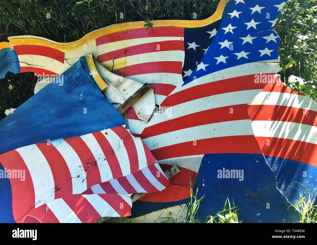 Broken flag, demolished background cardboard with American flag "Stars ...
