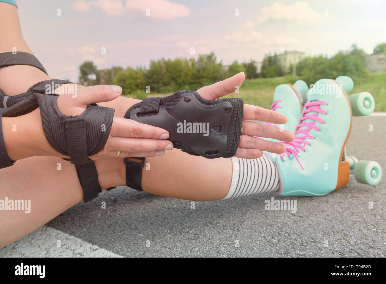 Wrist hand guards hi-res stock photography and images - Alamy