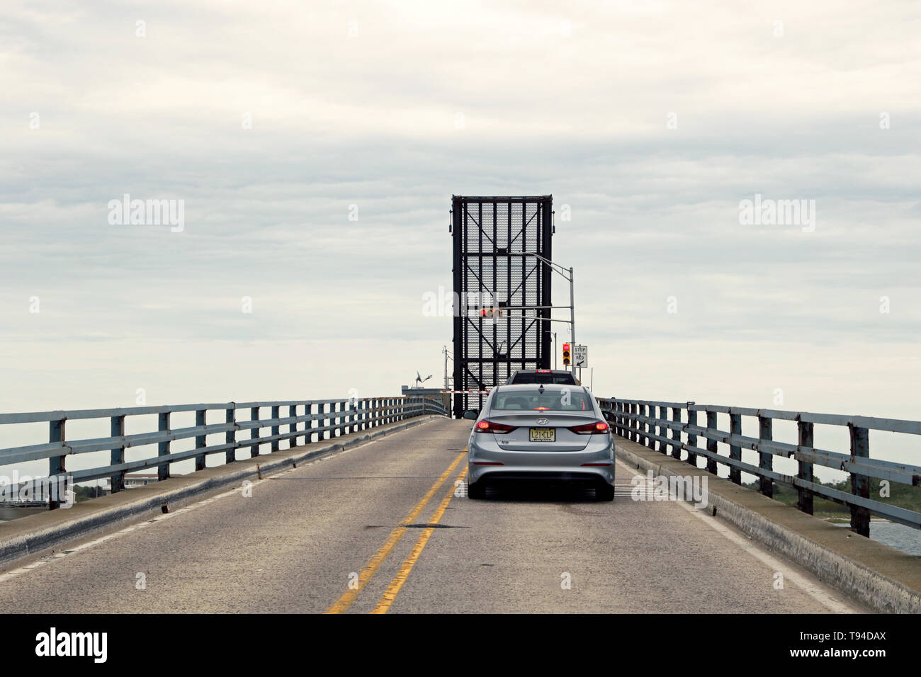 Bascule bridges hi-res stock photography and images - Alamy