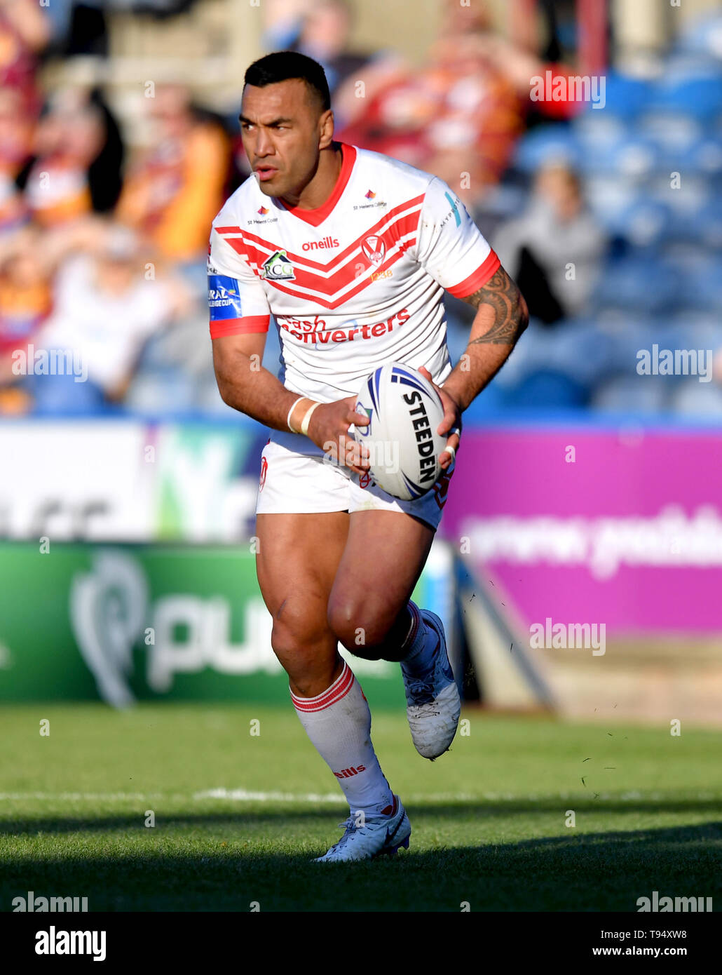 St Helen's Zeb Taia in action during the Coral Challenge Cup match at ...