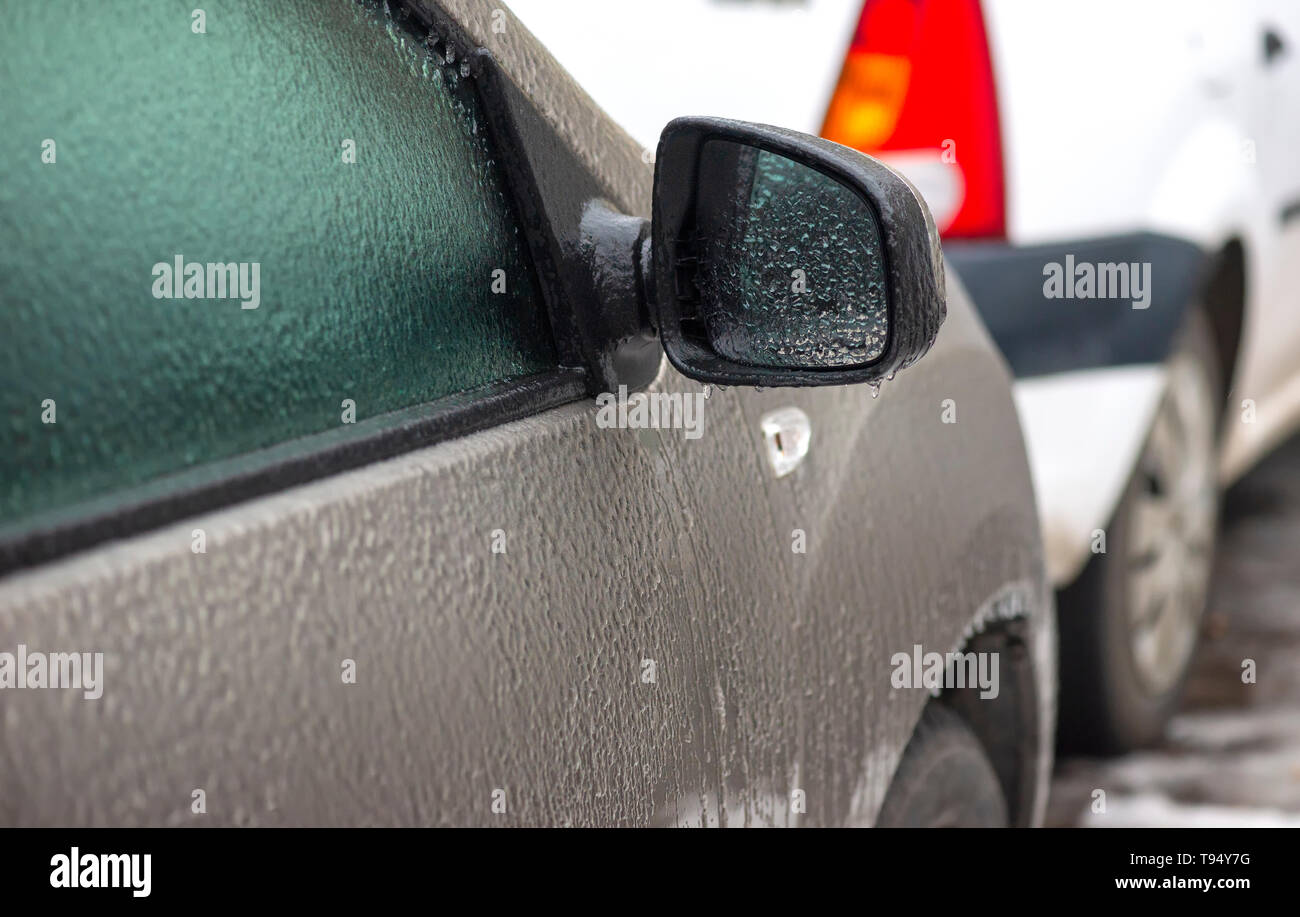 Freezing disaster hi-res stock photography and images - Alamy