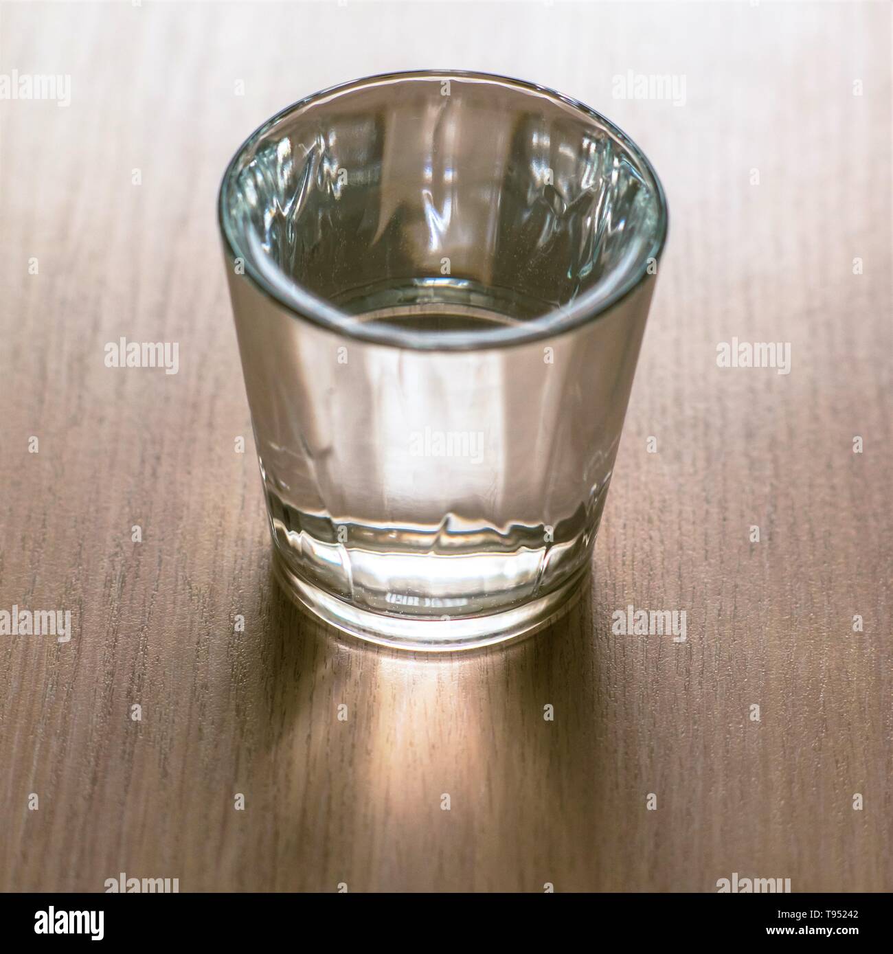 Full cup of water hi-res stock photography and images - Alamy
