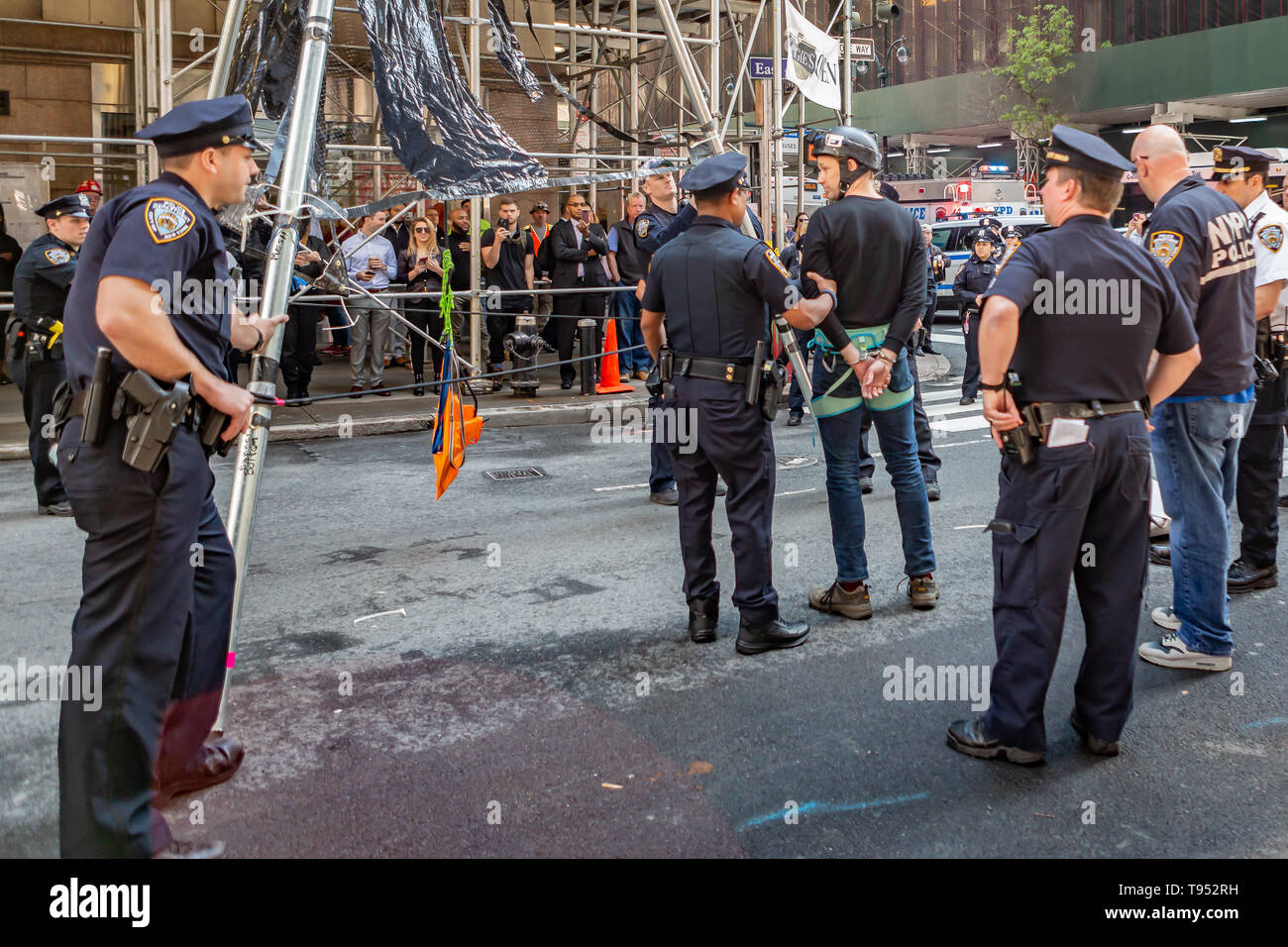 Brooklyn, New York, USA. 16th May, 2019. Climate activists protest ...