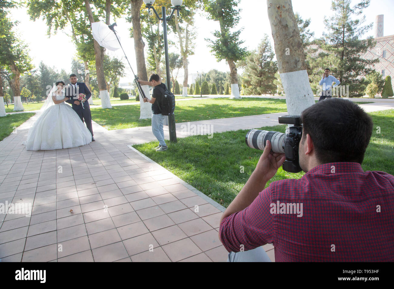 Uzbekistan samarkand wedding hi-res stock photography and images - Alamy