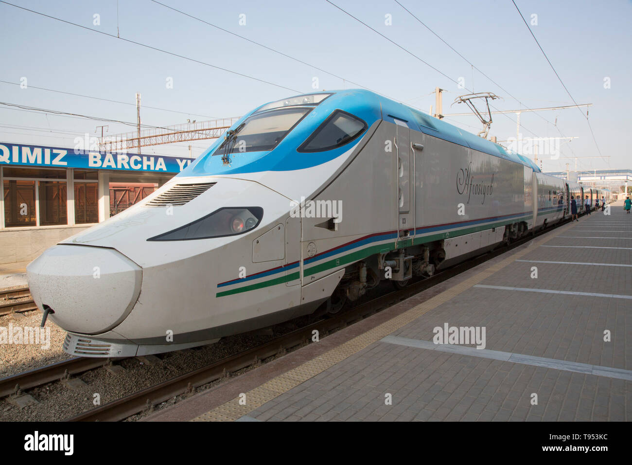 Samarkand train station hi-res stock photography and images - Alamy