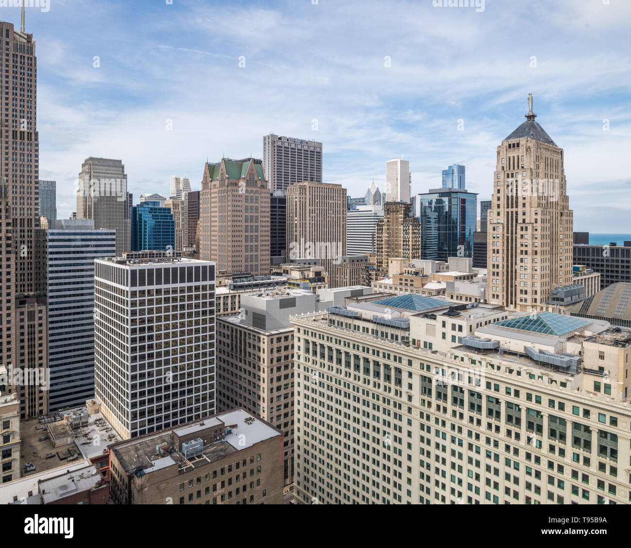 Chicago downtown buildings hi-res stock photography and images - Alamy