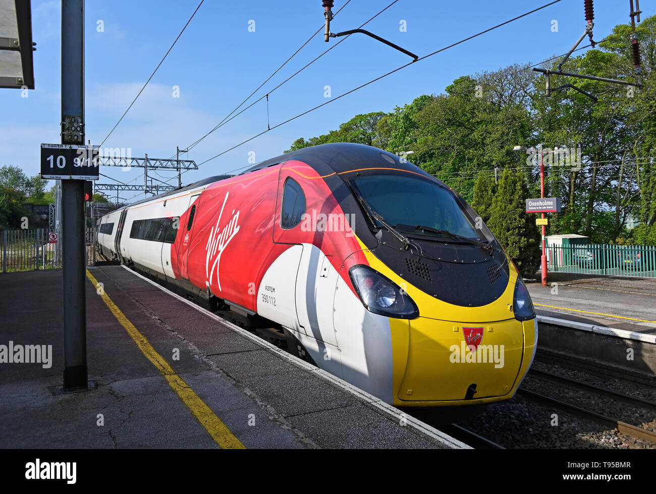 Virgin Trains Class 390 Pendolino 390 112 with 'Flowing Silk' livery ...