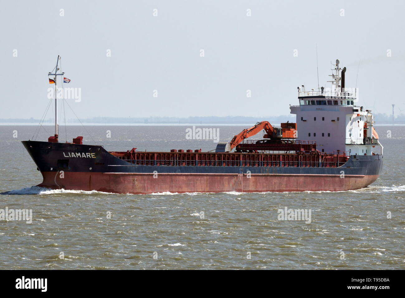 The cargo ship Liamare passes on 15 April 2019 Cuxhaven and continues ...