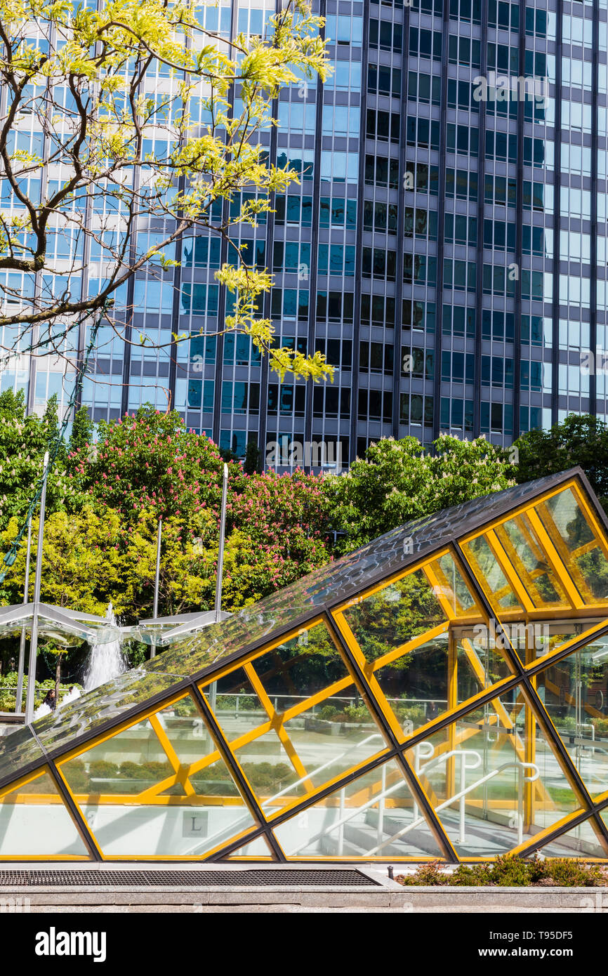 Contrasting architecture in Vancouver at the intersection of Nelson and ...