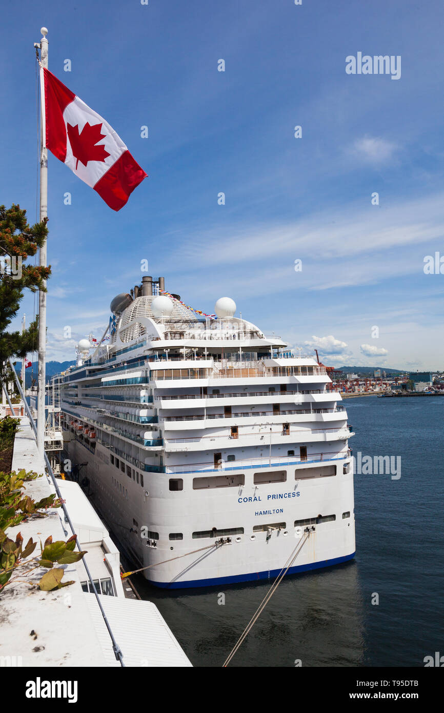 Superstructure cruise ship hi-res stock photography and images - Alamy