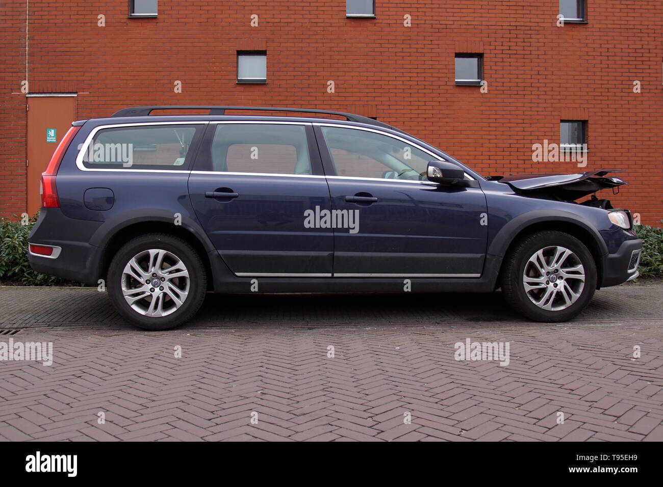 2018 volvo v70 hi-res stock photography and images - Alamy