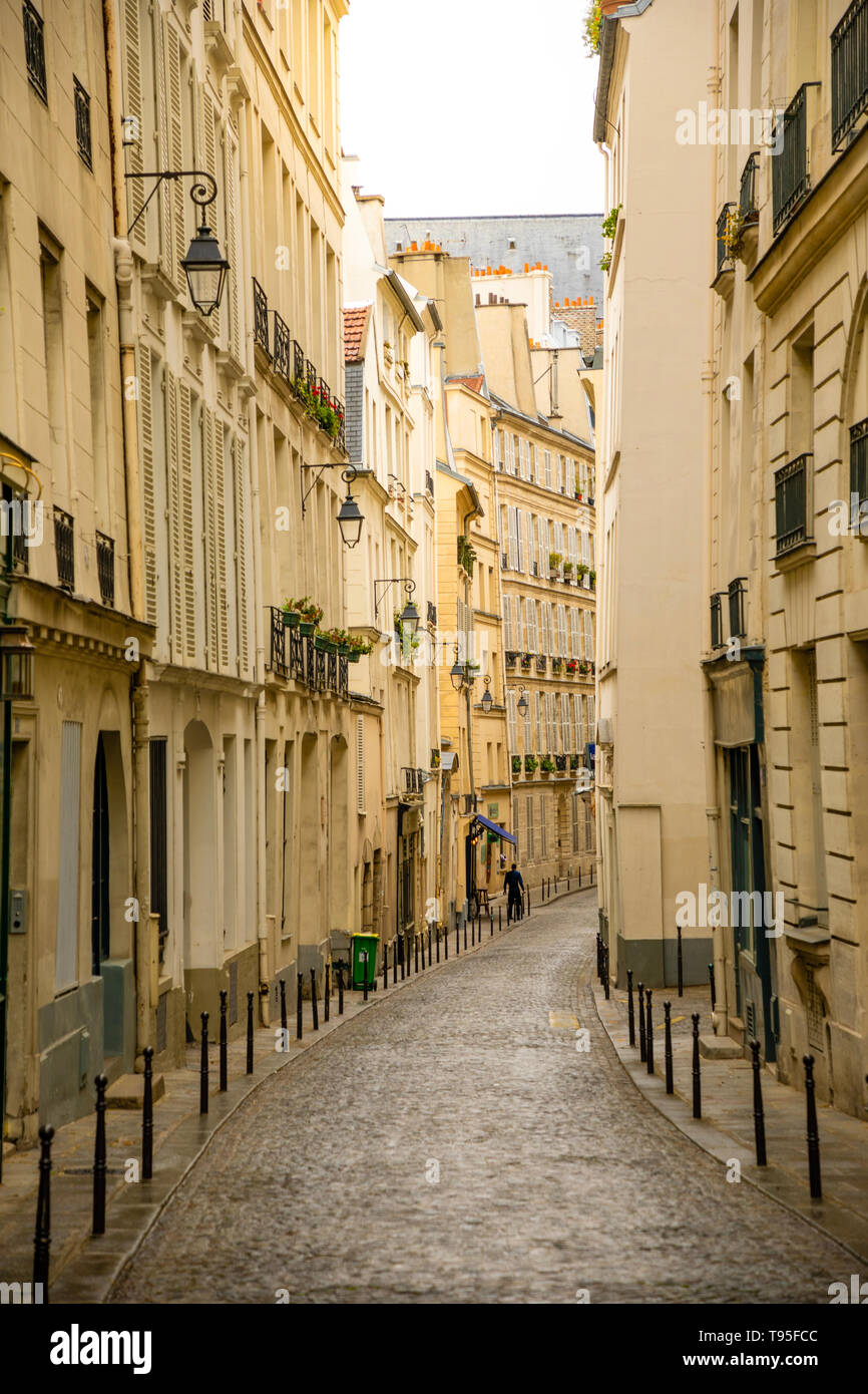Paris, France - 24.04.2019: Old street in Paris, France. Cozy cityscape ...