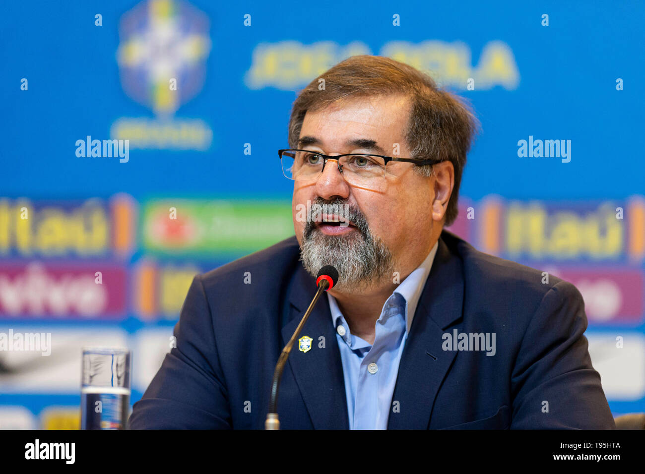 Cbf football team players hi-res stock photography and images - Alamy