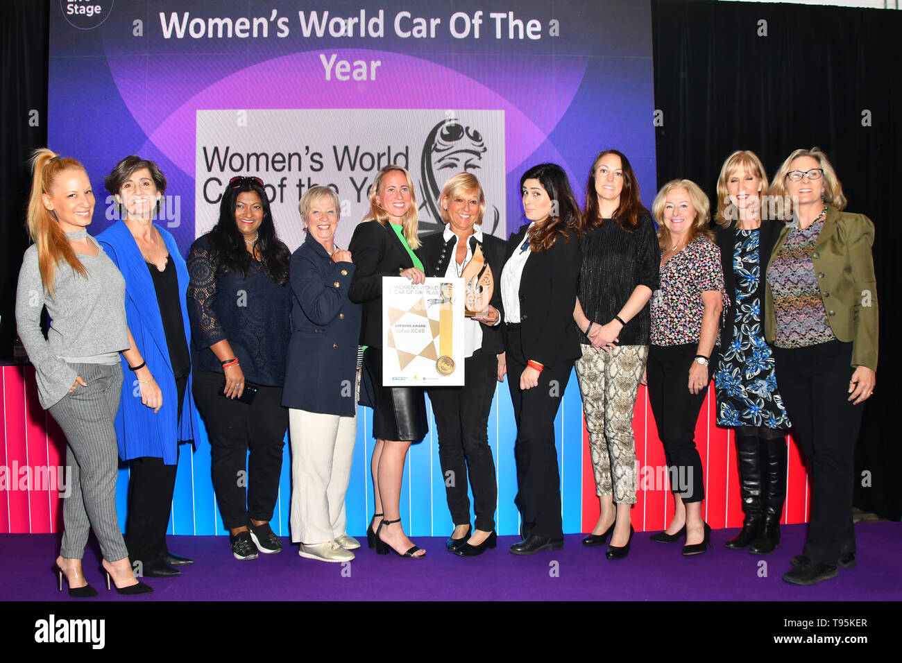 Female motoring journalists hi-res stock photography and images - Alamy