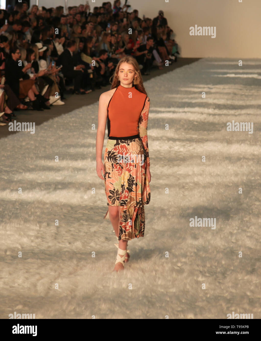 Australian fashion model hi-res stock photography and images - Alamy