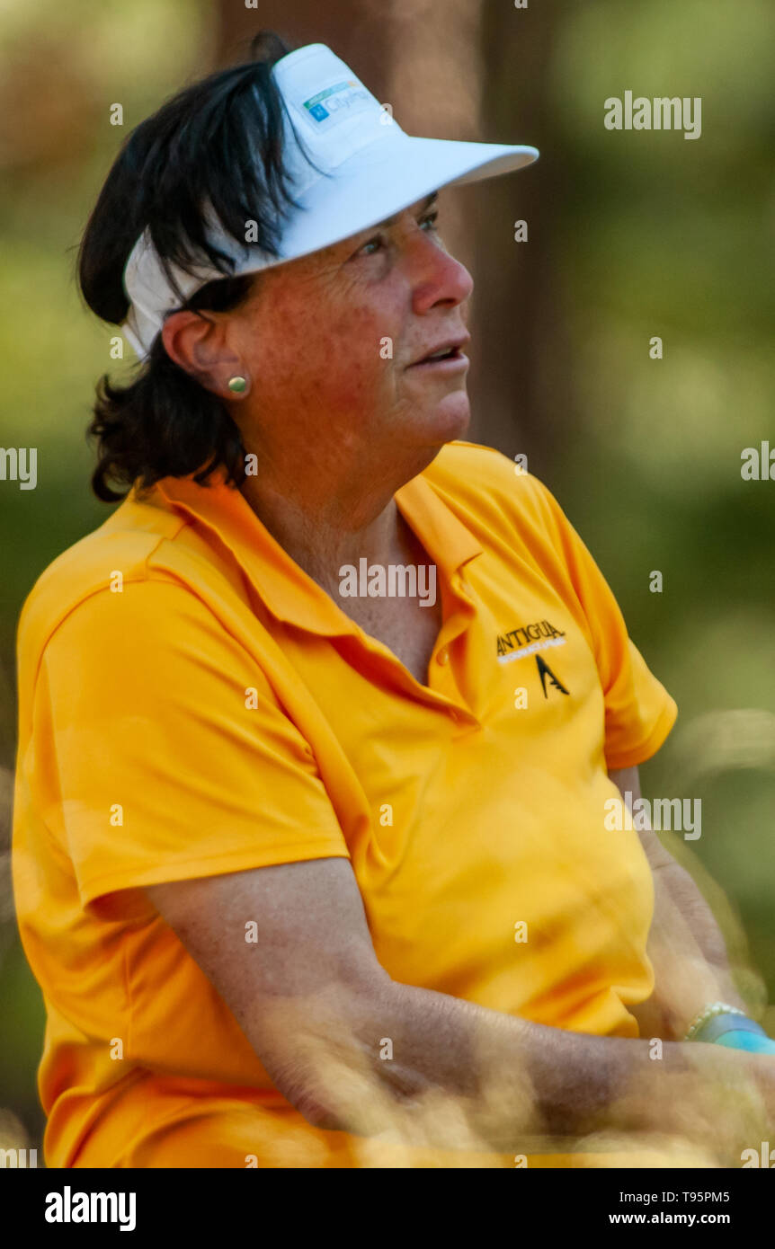 Amy alcott golf hi-res stock photography and images - Alamy