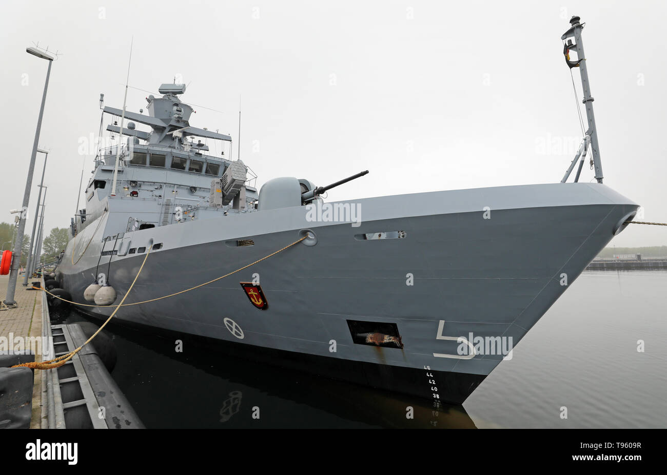 Rostock, Germany. 17th May, 2019. The corvette "Ludwigshafen am Rhein ...