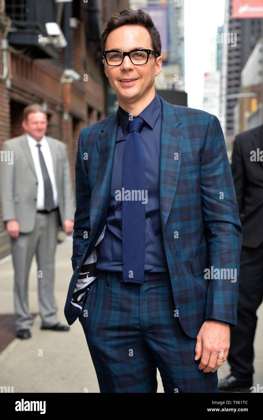 Jim Parsons at talk show appearance for The Cast of BIG BANG THEORY at ...