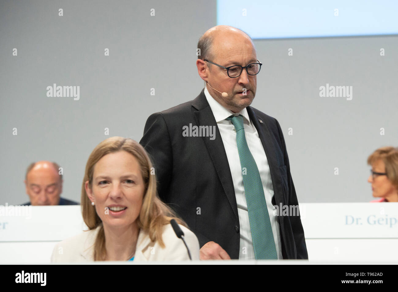 Corporate managers shareholders hi-res stock photography and images - Alamy