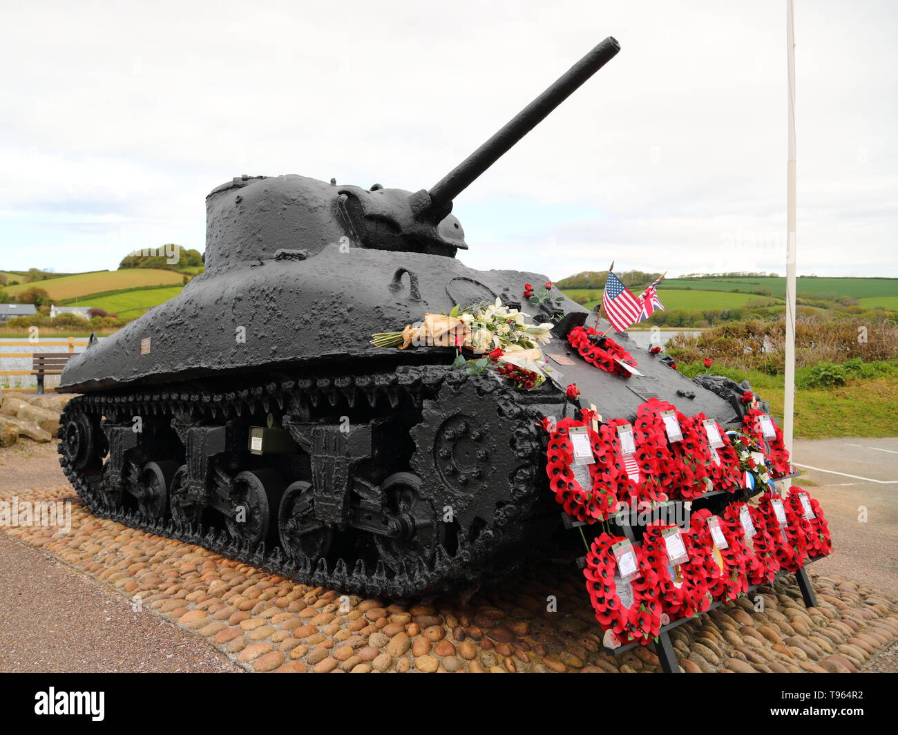 A Sherman tank recovered from the sea 40 years after it sank during an ...