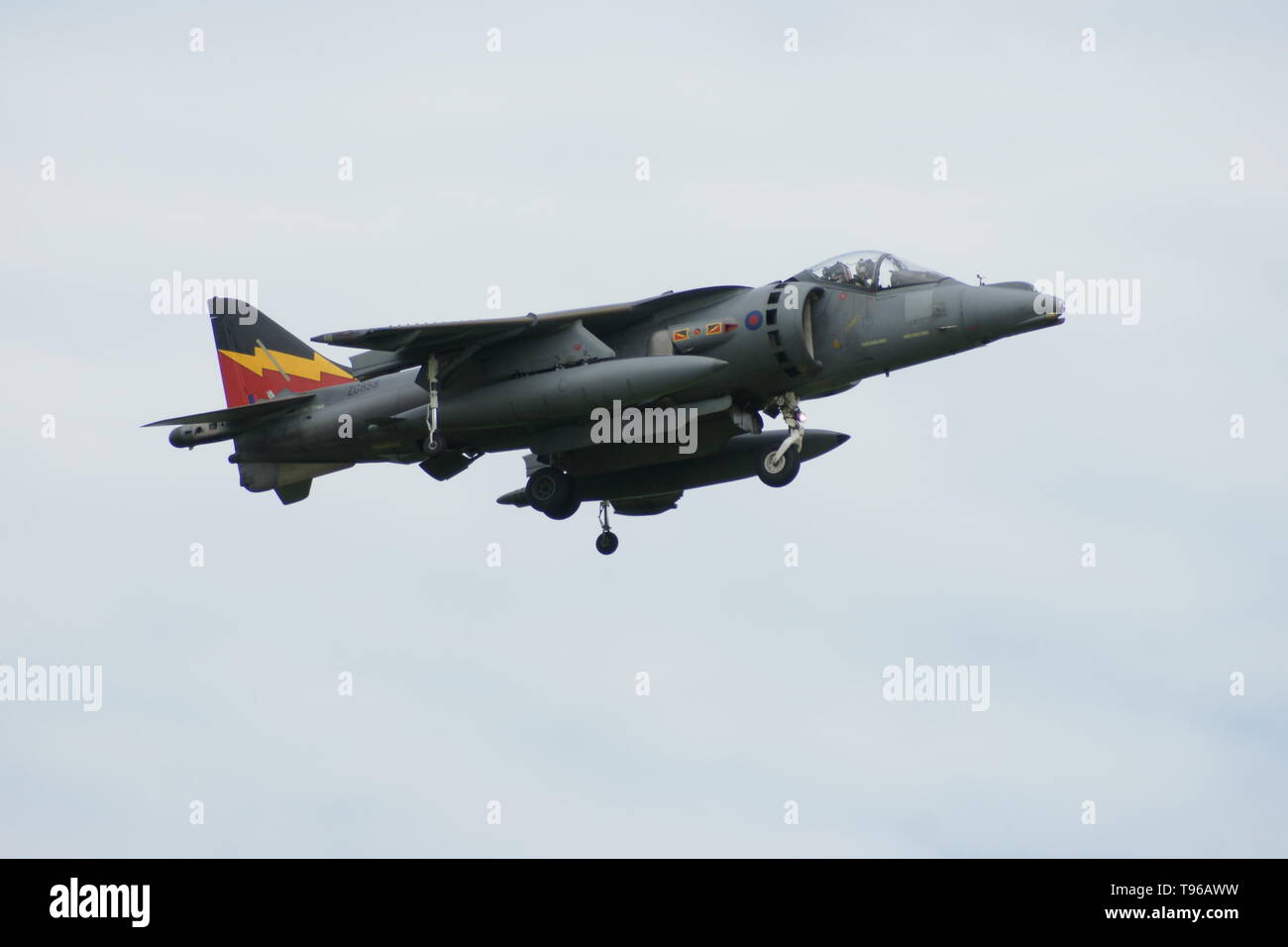 Harrier jump jet carrier hi-res stock photography and images - Alamy