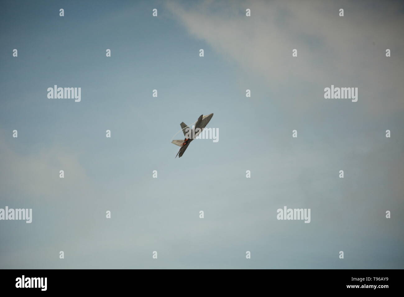 Stealth aircraft hi-res stock photography and images - Alamy