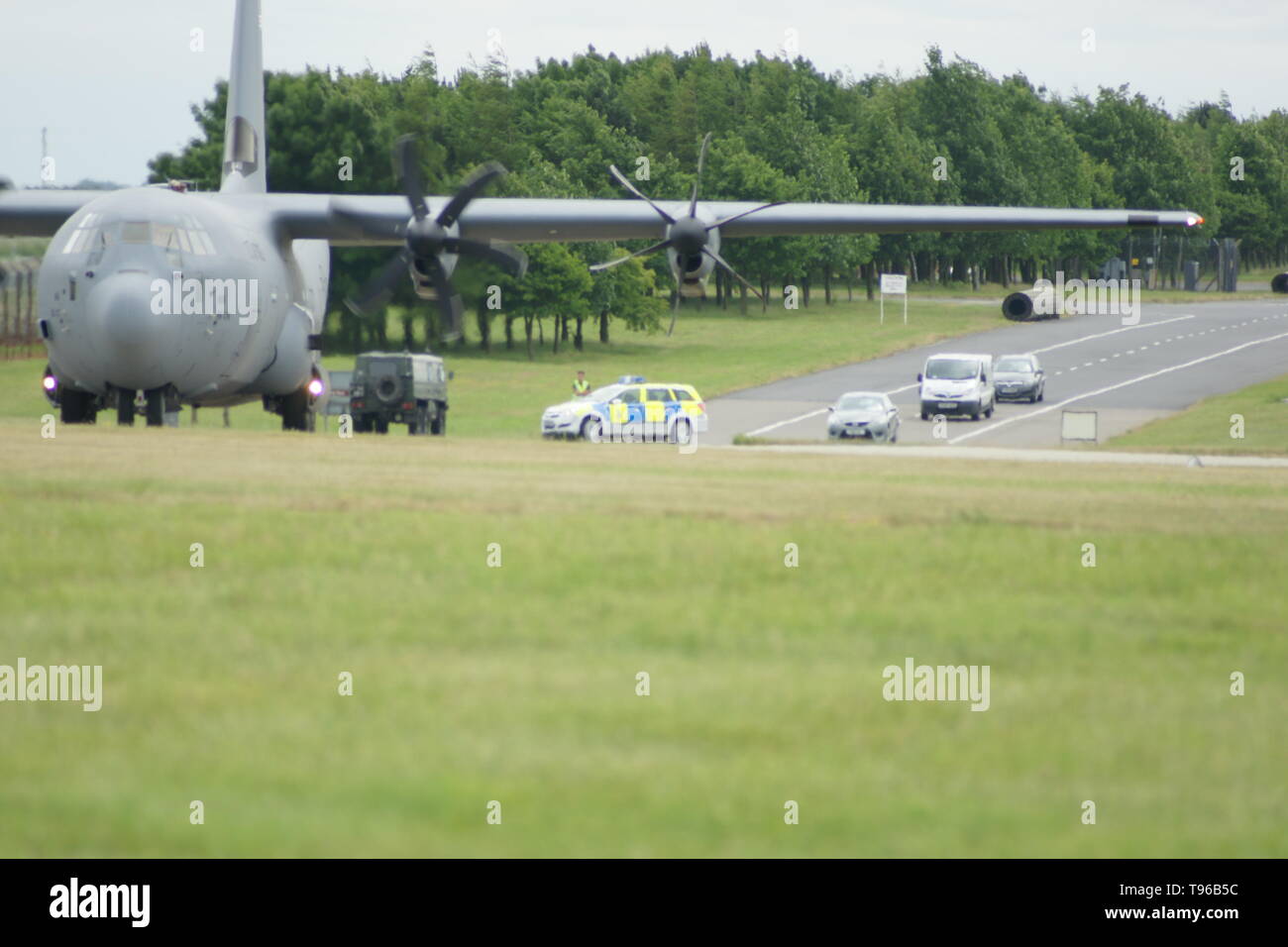 Lockheed c 130 hercules hi-res stock photography and images - Alamy