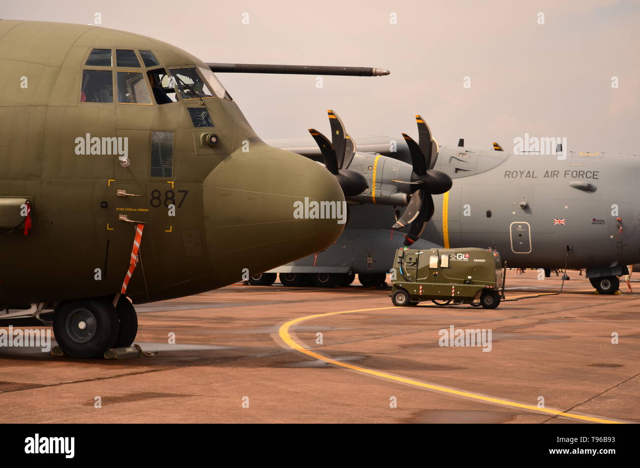 C 130 Silhouette High Resolution Stock Photography and Images - Alamy
