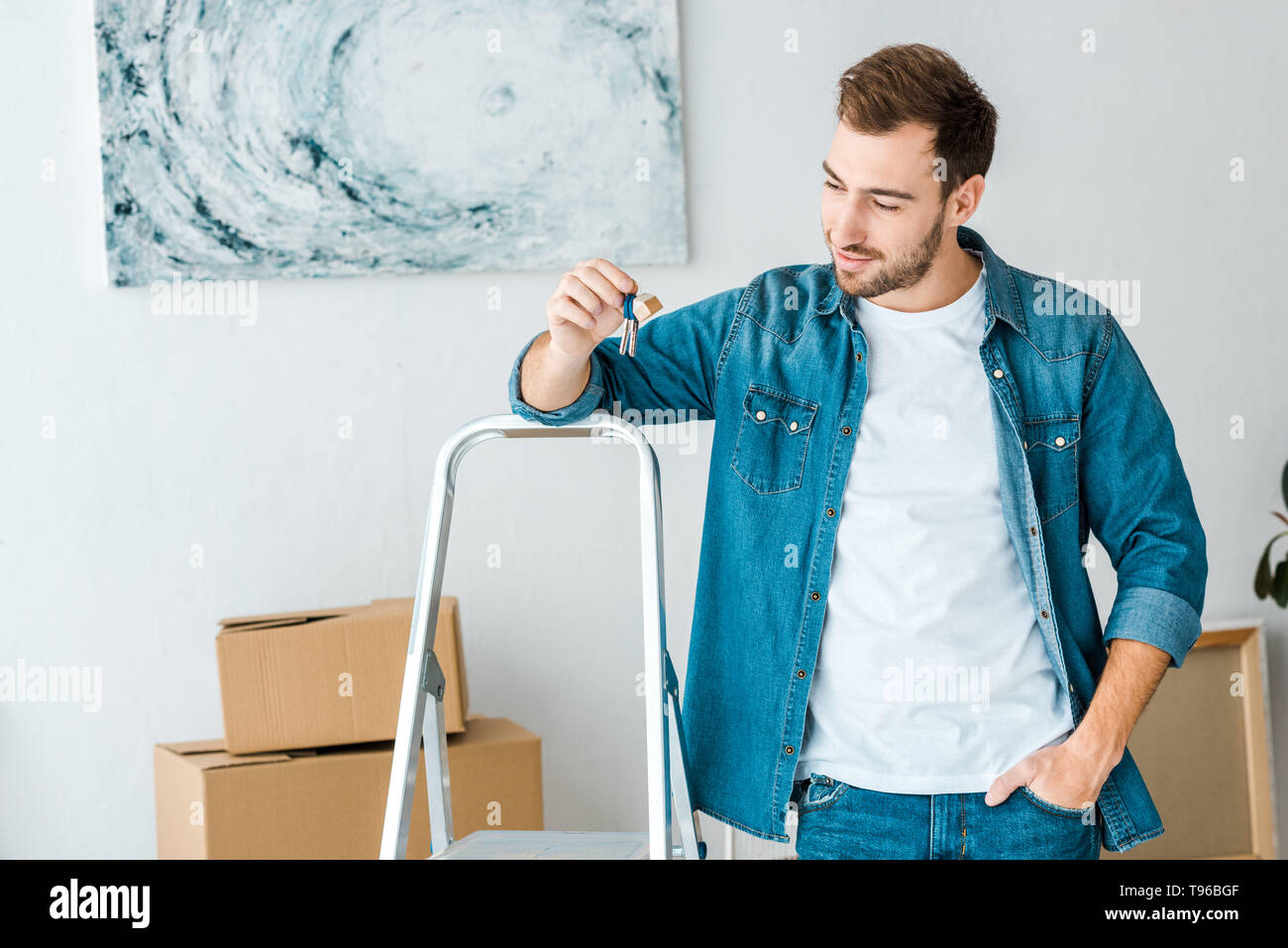 Keys in pocket hi-res stock photography and images - Alamy