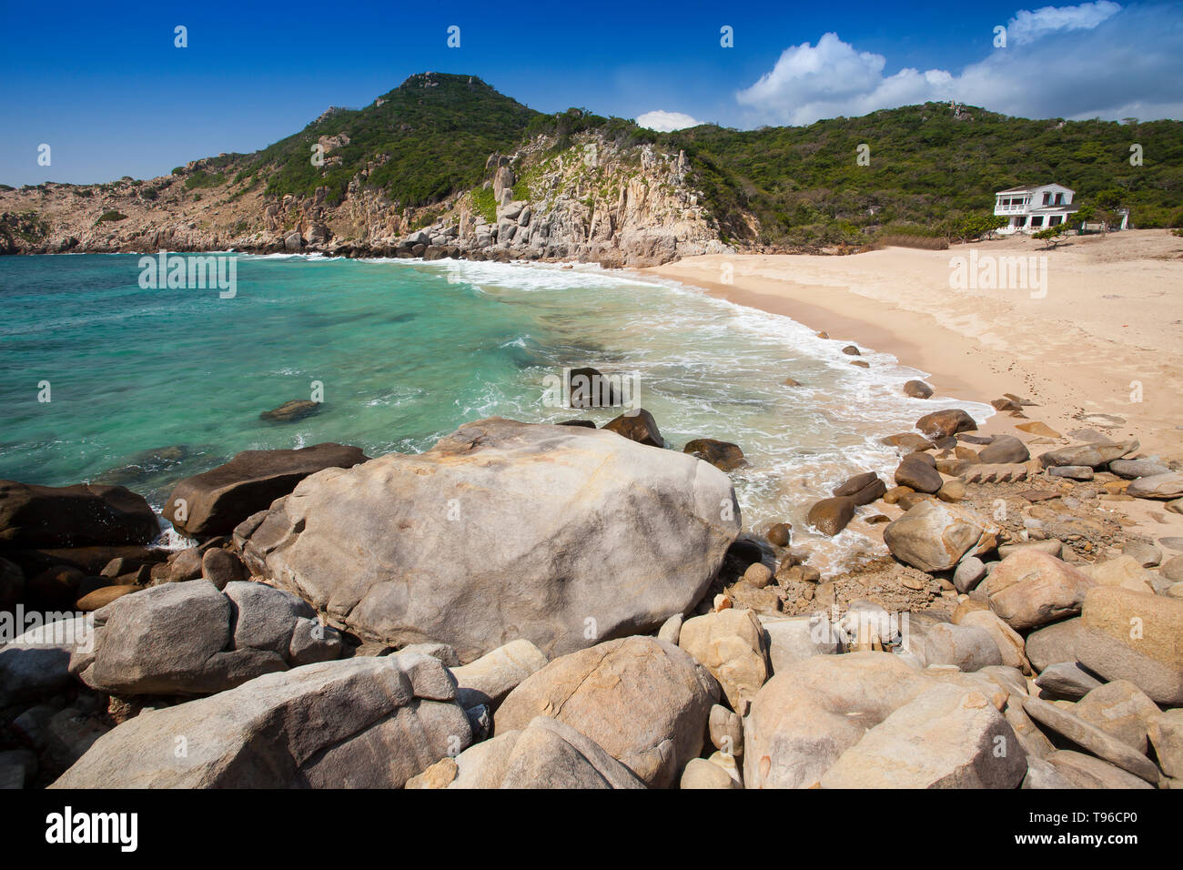 Vinh hy beach hi-res stock photography and images - Alamy
