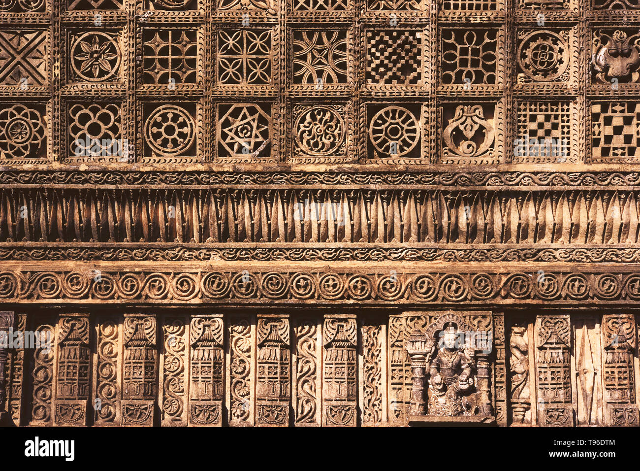 SCULPTURE AT JAIN TEMPLE AT GIR, JUNAGADH, GUJARAT, INDIA Stock Photo ...