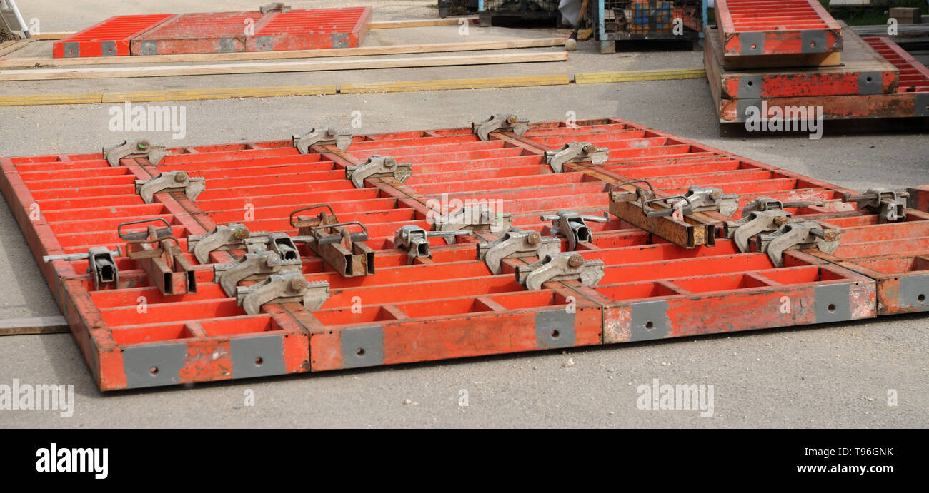 Formwork elements hi-res stock photography and images - Alamy