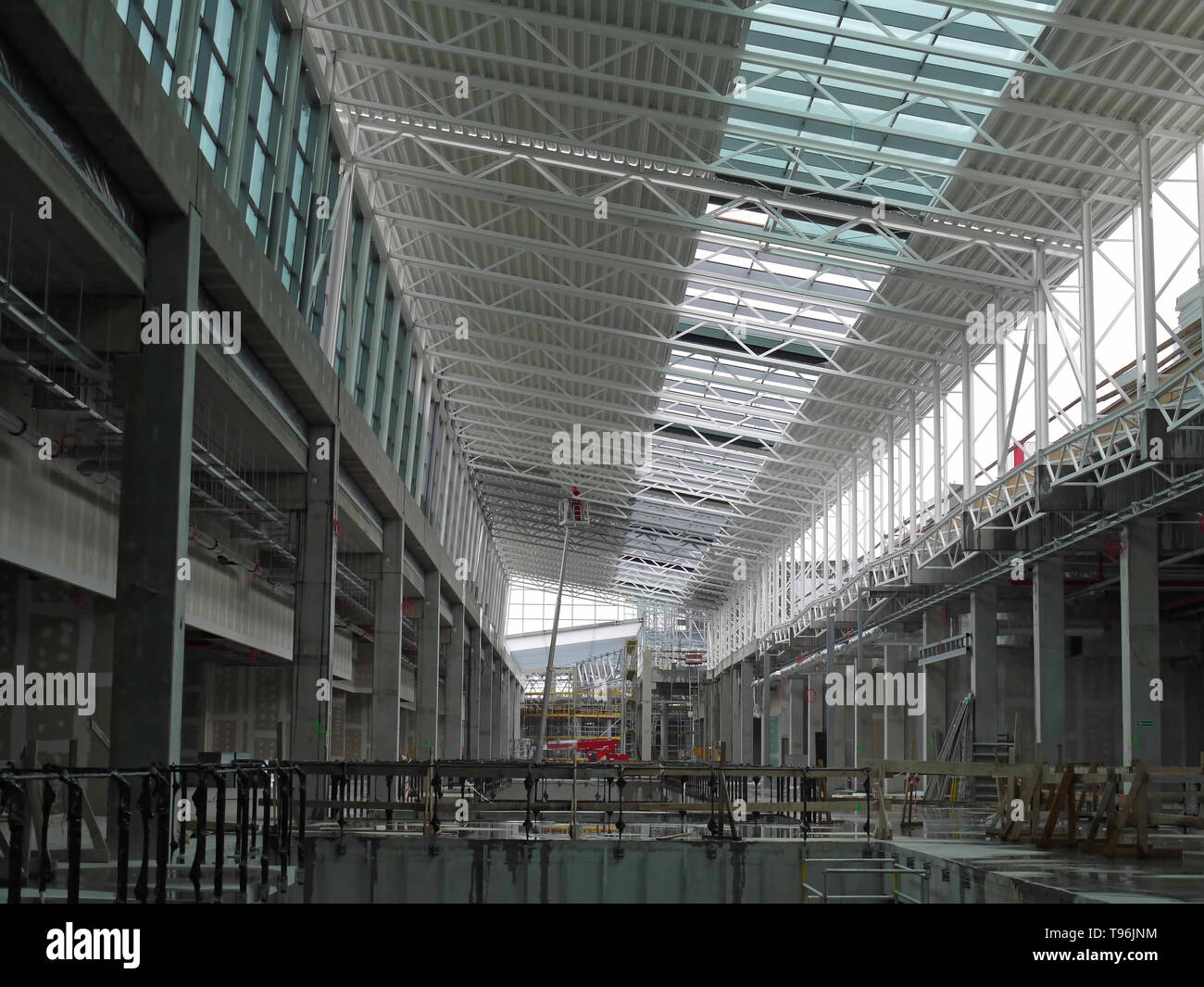 Industrial hall with steel structure being under construction Stock ...