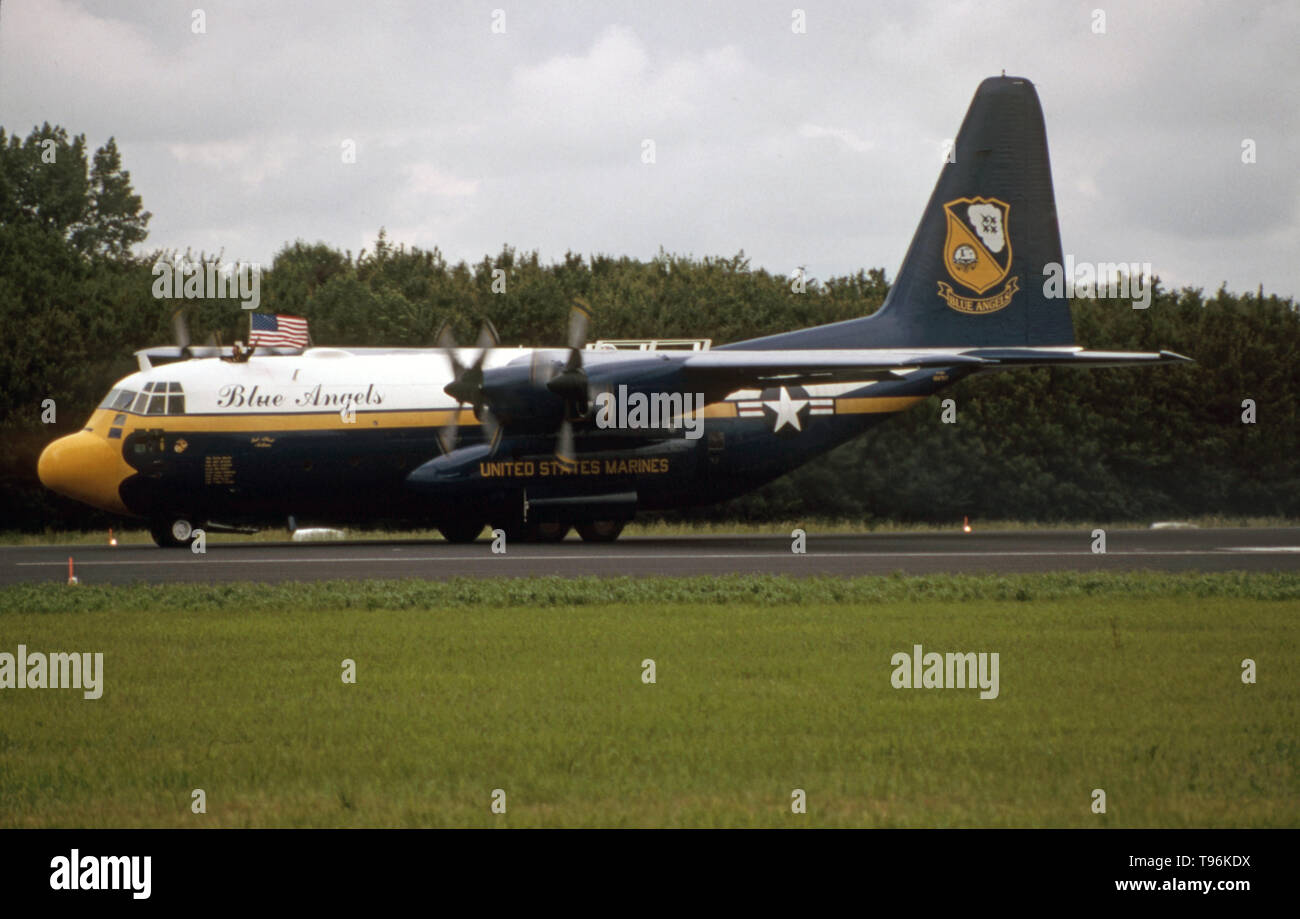 Marine corps c 130 hercules hi-res stock photography and images - Alamy
