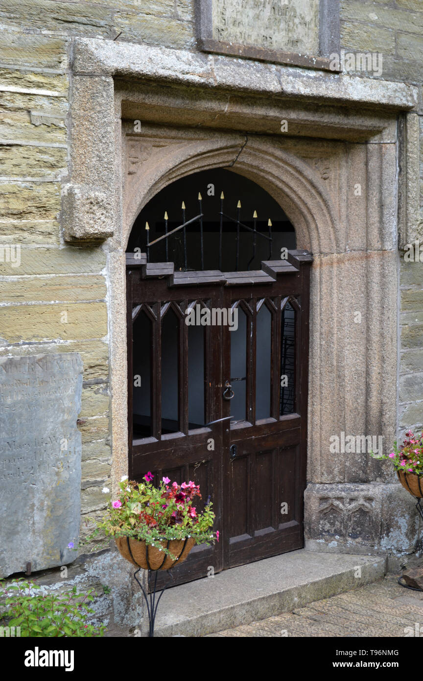 Ancient Church Door, St. Edmunds's Church, Kingsbridge, Devon, England ...