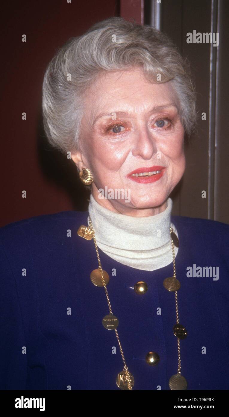 Celeste holm 1993 hi-res stock photography and images - Alamy