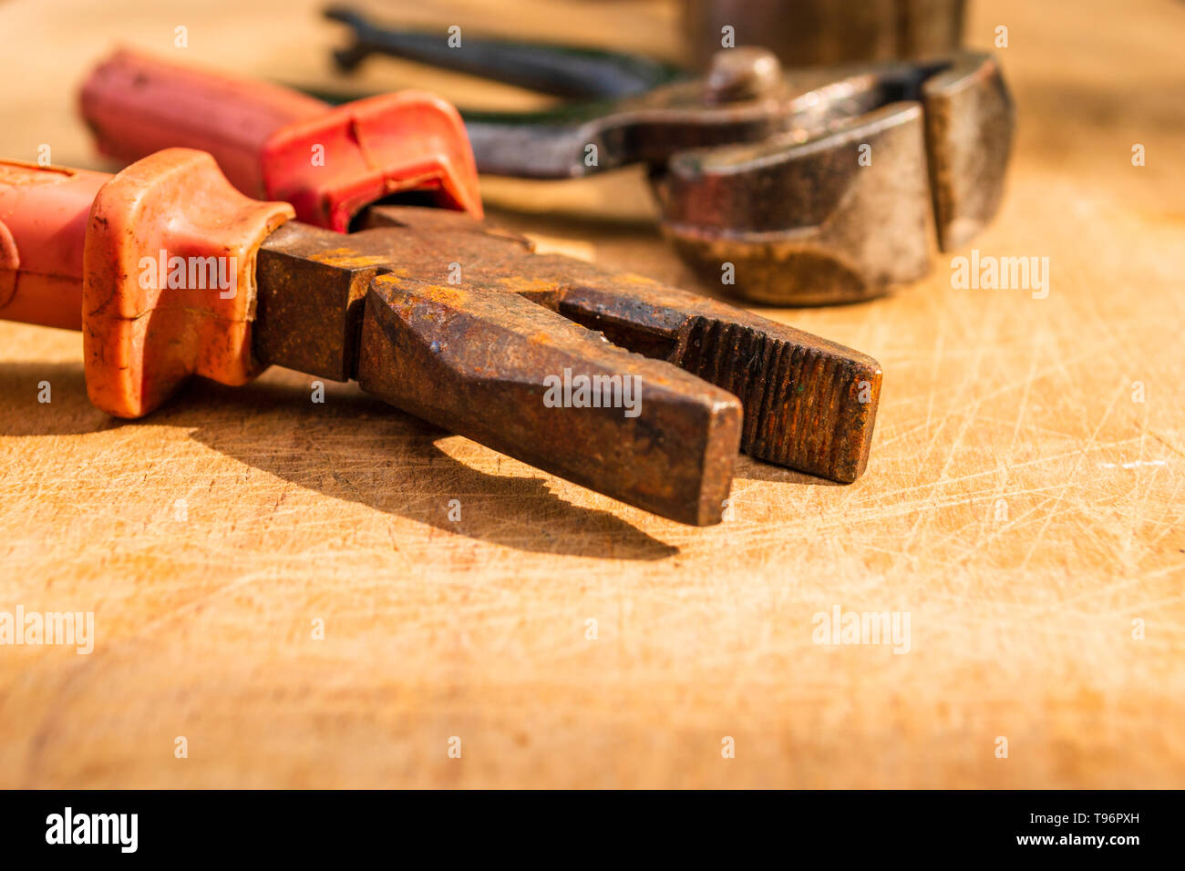 Handle consist hi-res stock photography and images - Alamy