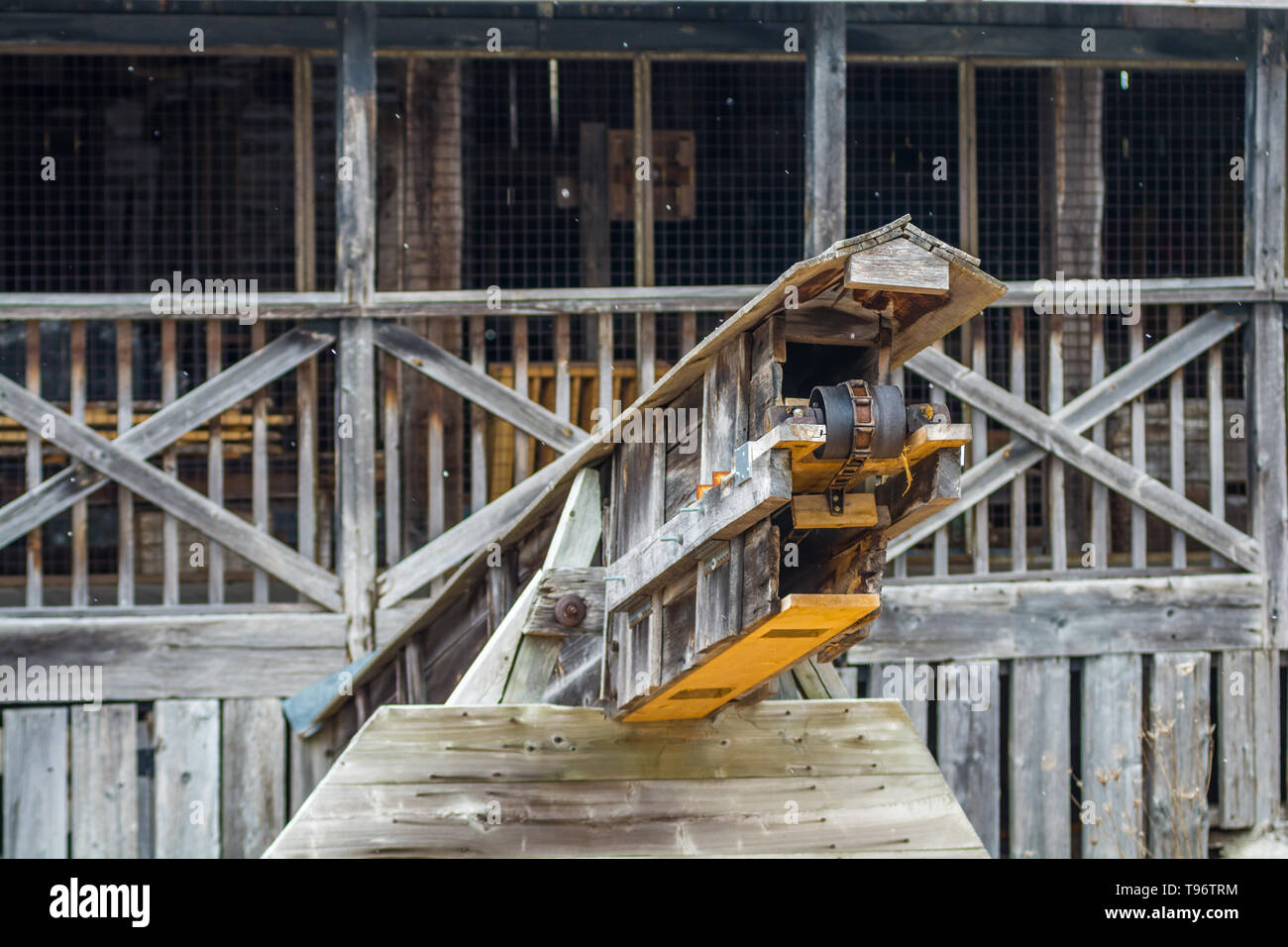 Saw mill cutting hi-res stock photography and images - Alamy