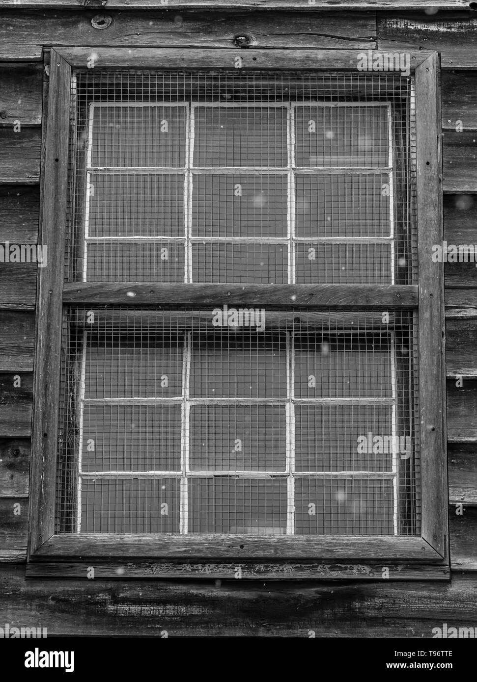 Vintage barn windows Stock Photo - Alamy