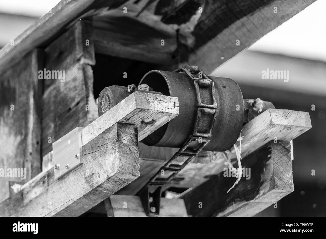 Saw mill cutting hi-res stock photography and images - Alamy