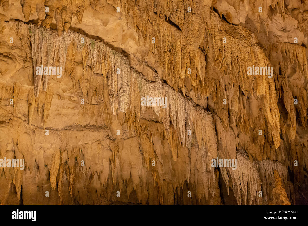 Lake cave rock formations stalactite in Gyokusendo , Okinawa - Japan ...