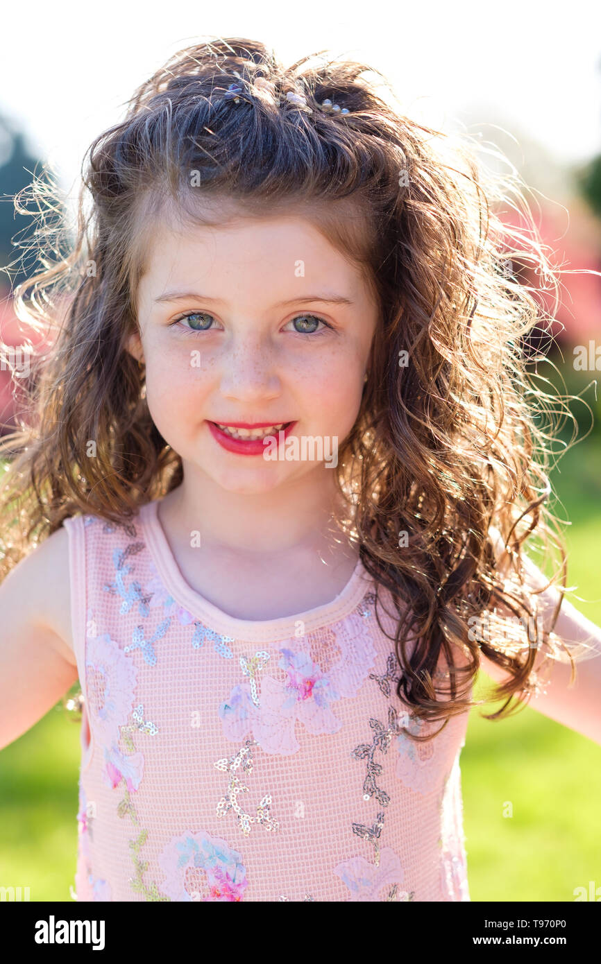 Dance ballet child hi-res stock photography and images - Alamy