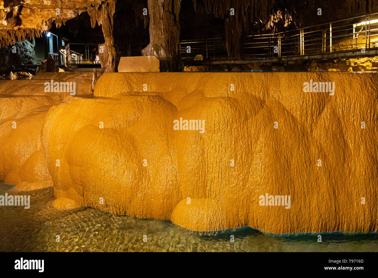 Lake cave rock formations stalactite in Gyokusendo , Okinawa - Japan ...