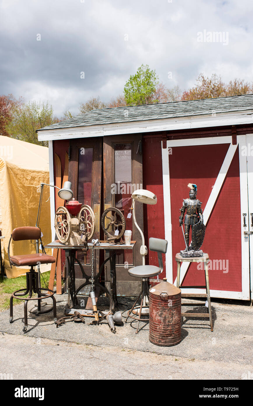 Brimfield flea market massachusetts hi-res stock photography and images ...