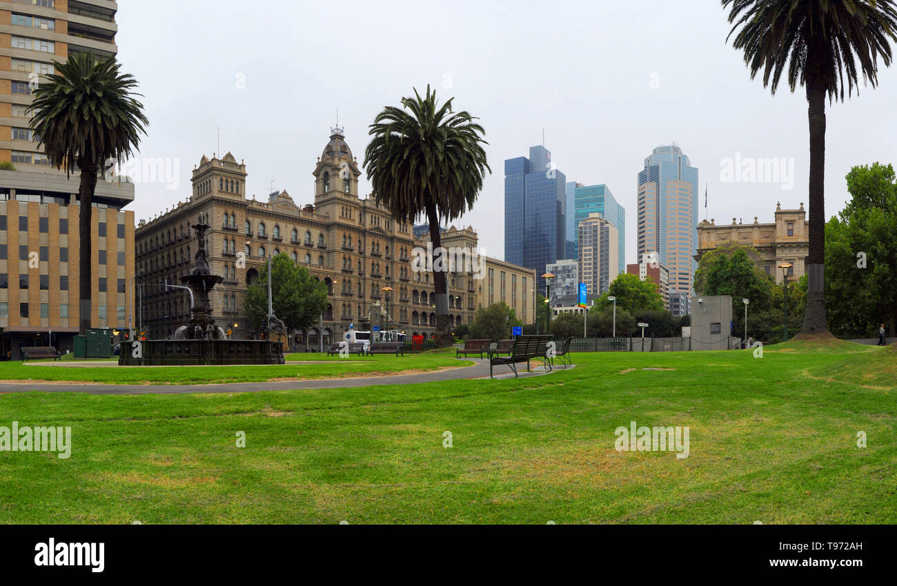 Melbourne, Australia, Victoria 18 December 2013. Morning in the Park ...