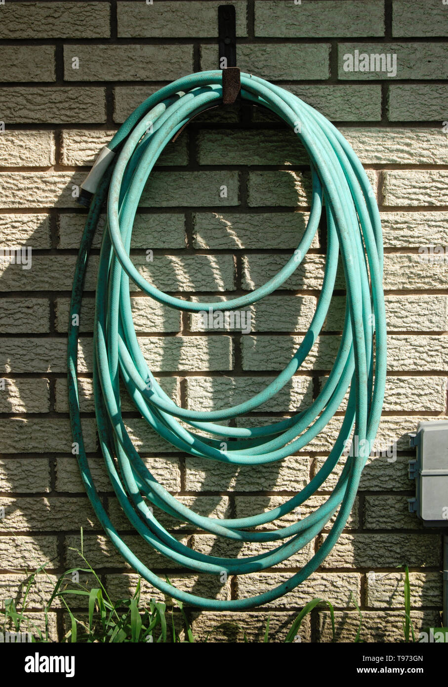 Wall hanger hi-res stock photography and images - Alamy