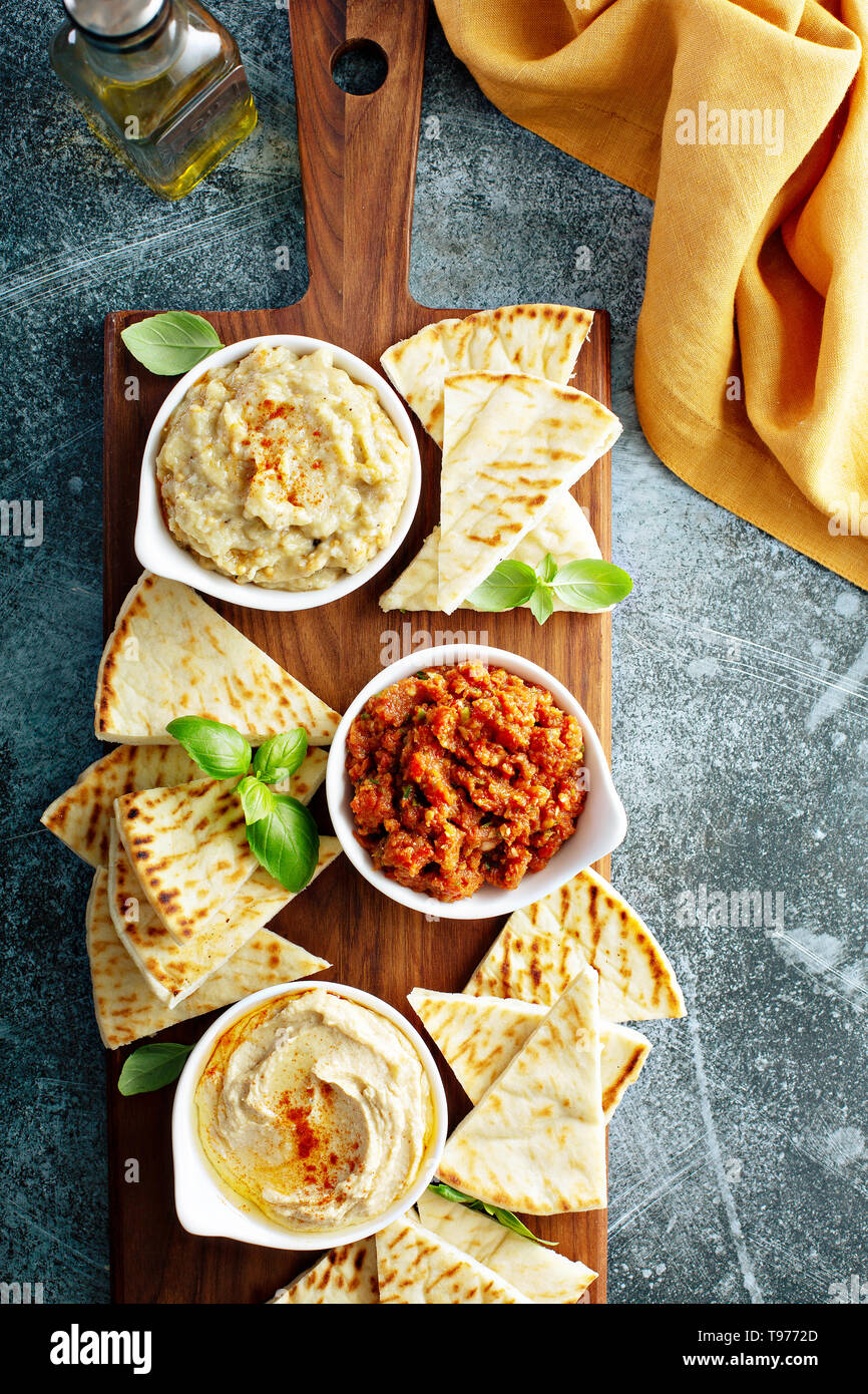 Mezze board with pita and dips Stock Photo - Alamy